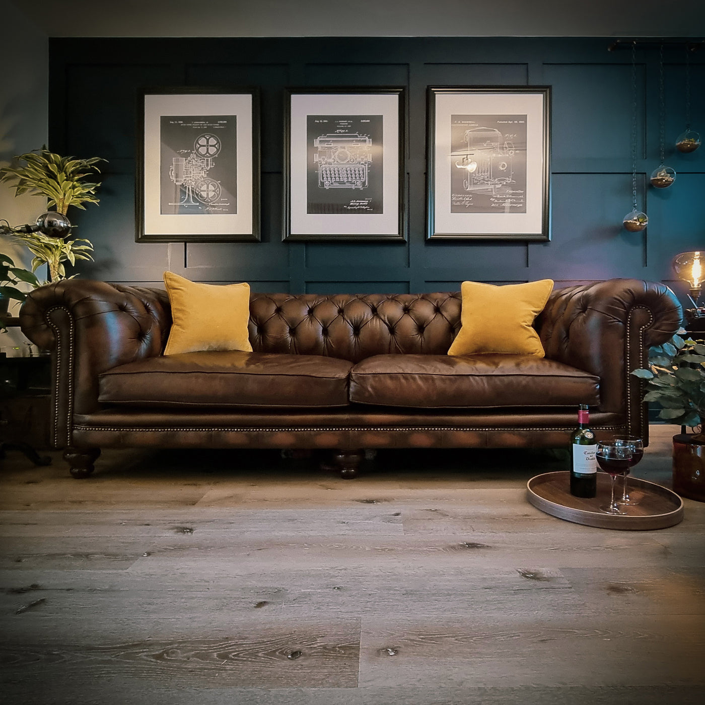 8 Types of Sofas and Couches - Find the Right Style for Your Home