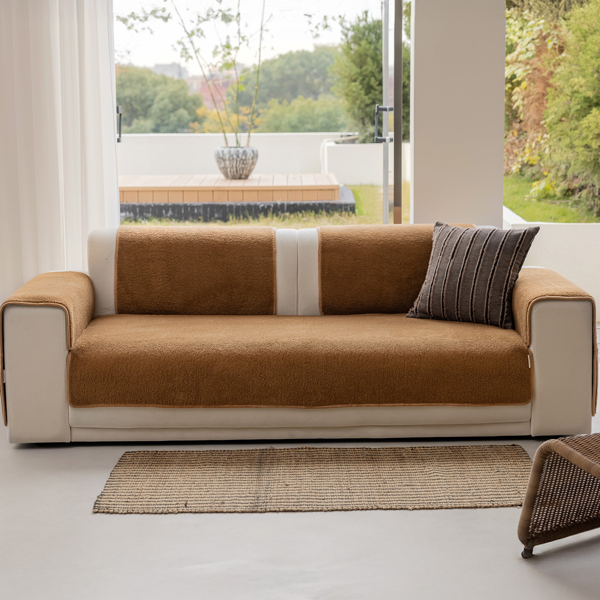 Magic Sofa Mat - Sherpa | Nolan Interior